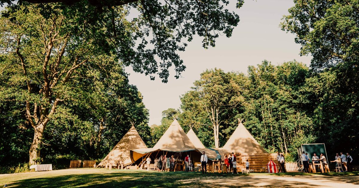 Contact us | Finnebrogue Woods
